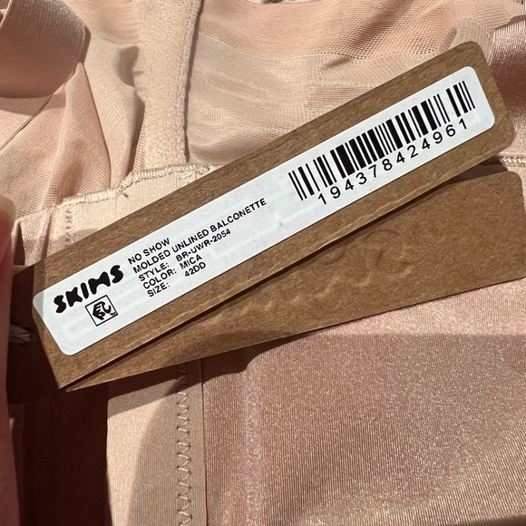 SKIMS | Intimates & Sleepwear | Skims Balconette Bra | Poshmark